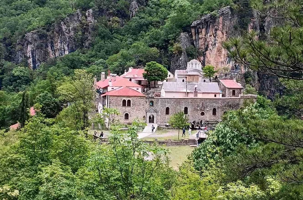 ΣΧΕΤΙΚΑ ΜΕ ΤΑ ΣΧΕΔΙΑ ΔΙΑΝΟΙΞΗΣ ΔΡΟΜΟΥ ΣΤΗΝ ΚΟΙΛΑΔΑ ΤΟΥ ΑΩΟΥ ...